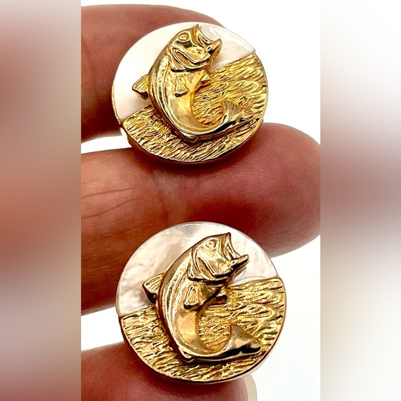 Vintage | Accessories | Vintage 5s Bass Fish Cufflinks Gold Tone Mother ...